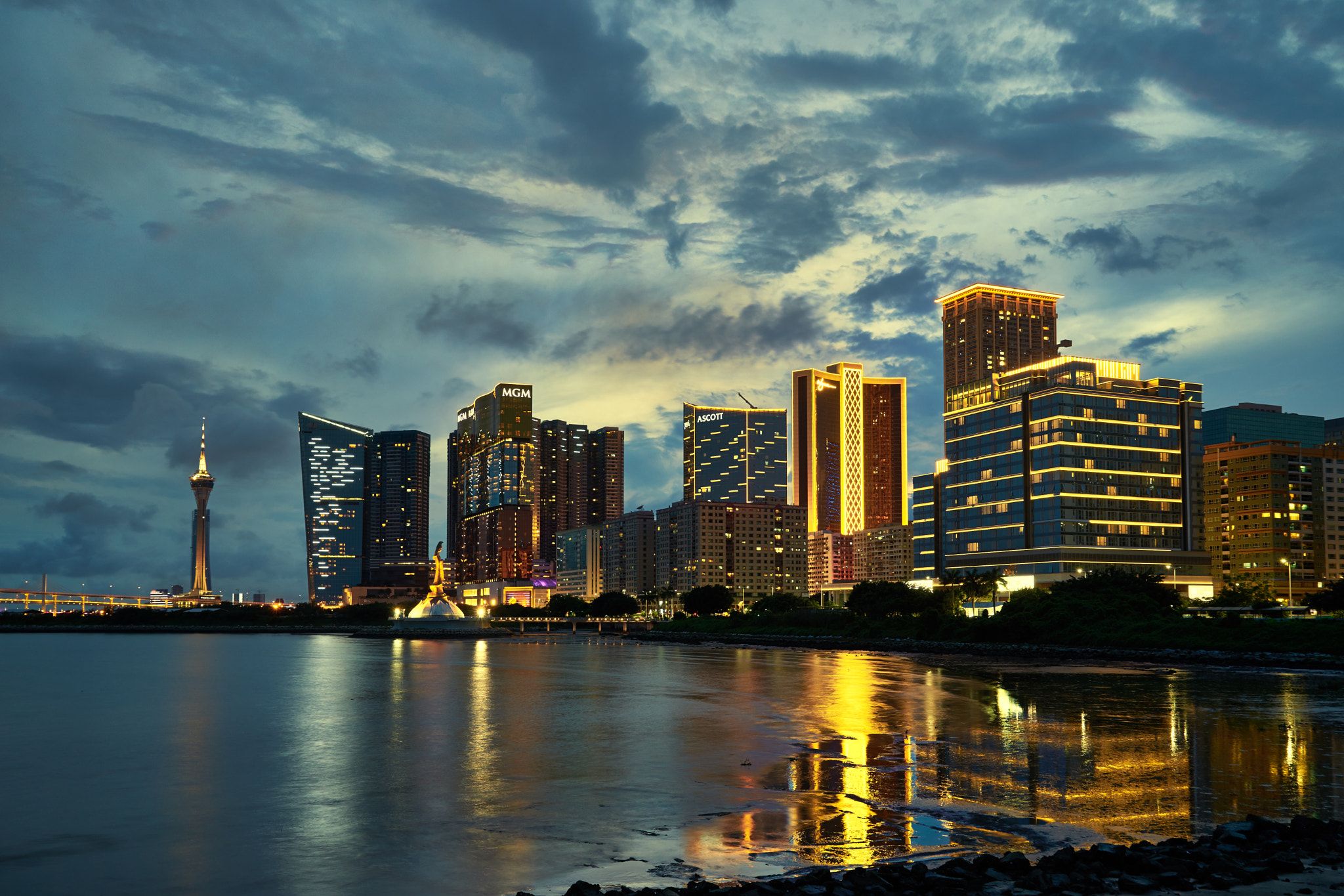 We bring together all our experience as travel designers experts in ...